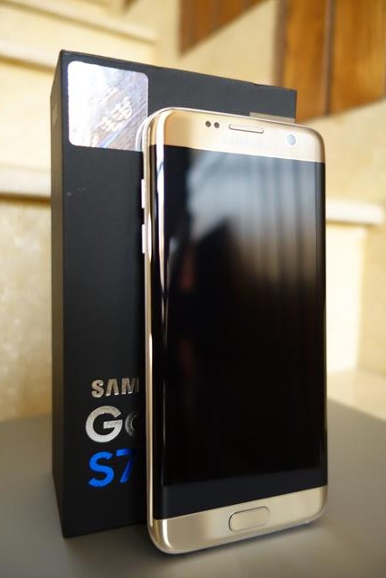 The Samsung Galaxy S7 Edge Review | Beebom