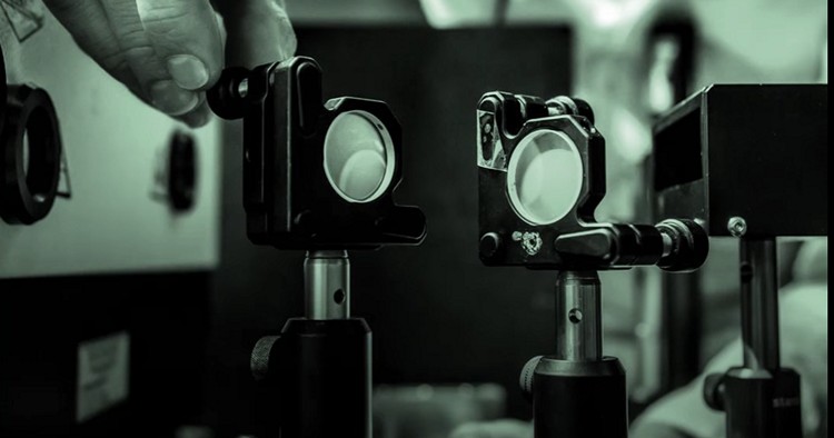 The Fastest Camera In The World Puts Light To Shame | Beebom