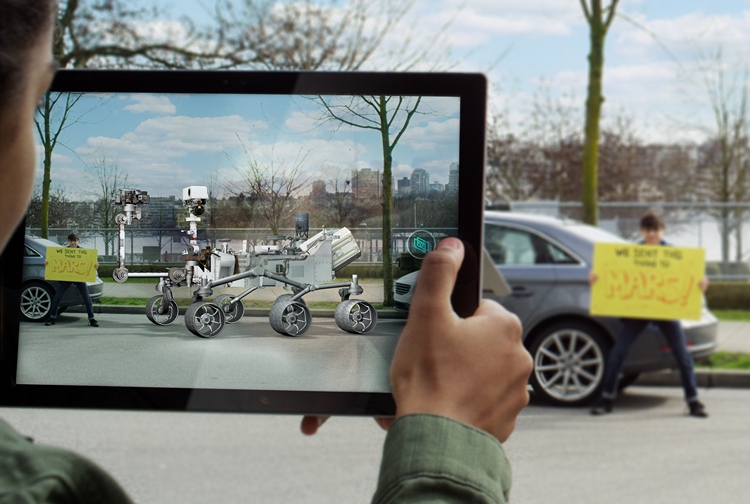 What is Mixed Reality and How it Differs from AR and VR? | Beebom