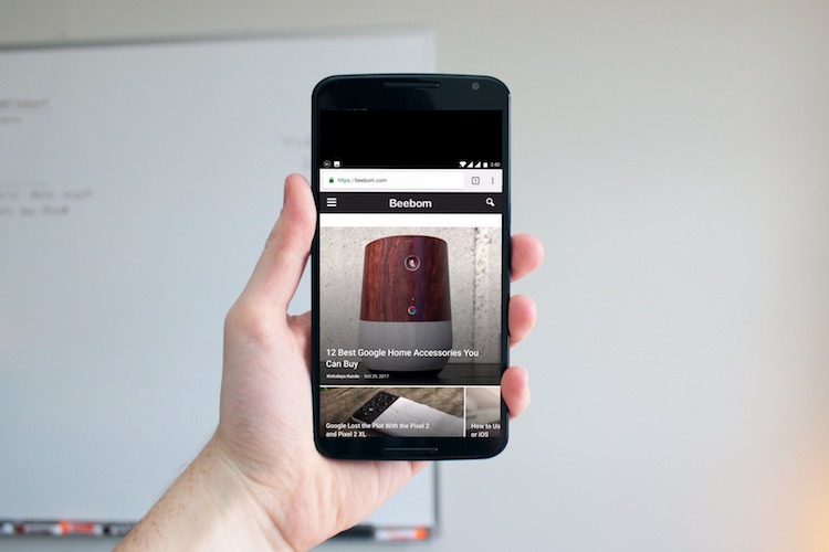 How to Get iPhone-like Reachability Feature on Android | Beebom