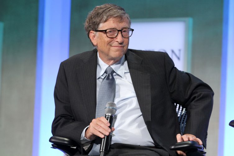 Bill Gates Shares the Most Inspirational Tweets of 2017 | Beebom