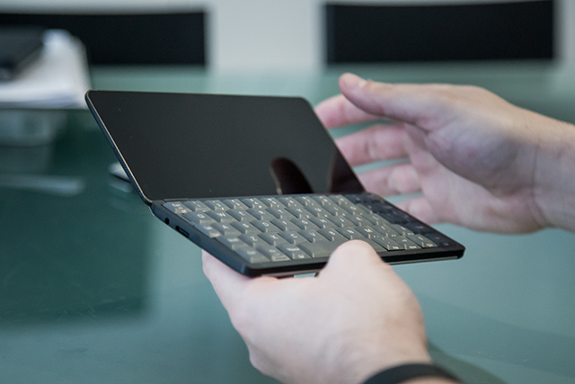 Planet Gemini PDA Brings The '90s QWERTY Vibe, With Android in Tow