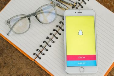 Snapchat Is Now Working On An Amazon-Powered 'Visual Search' Feature ...