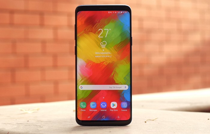 Galaxy S9 Plus Review: S8 Refinement or More? | Beebom