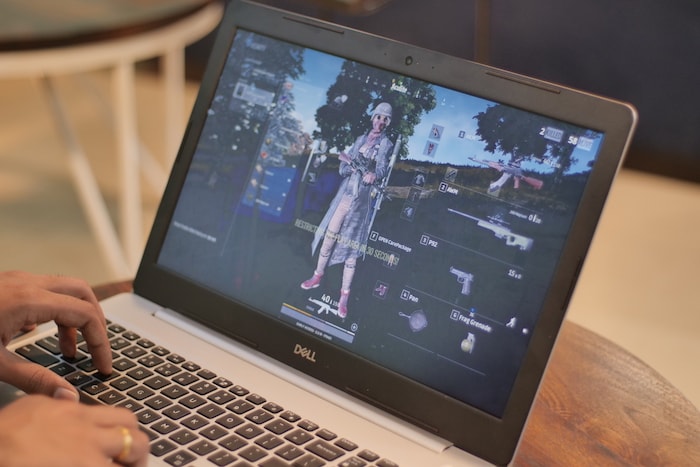 Dell Inspiron 15 5575 Review: Ryzen Star Among A Sea of Intel Laptops