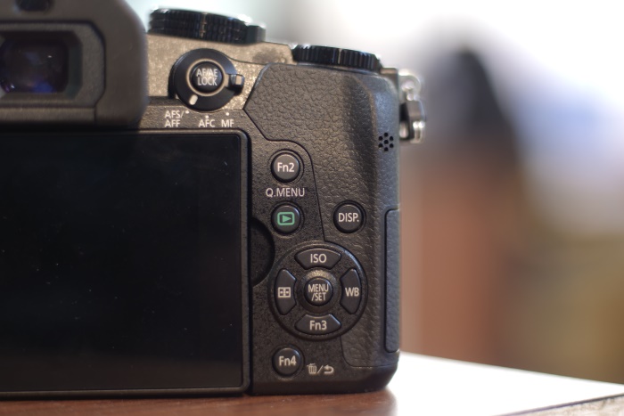 Panasonic LUMIX G85 Review: Small Size, Big Talk | Beebom