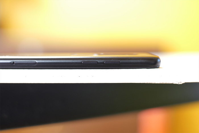 Galaxy A6 Plus Review: Overpriced and Underpowered | Beebom