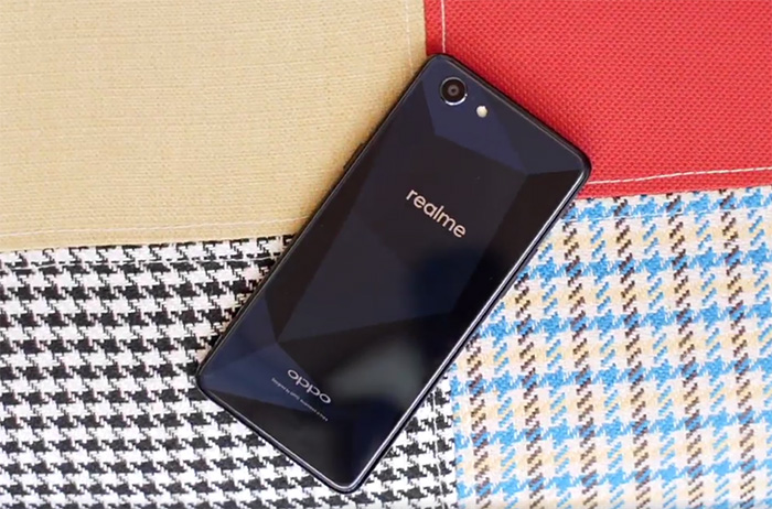 Realme 1 Review: A Promising Yet Flawed Smartphone | Beebom