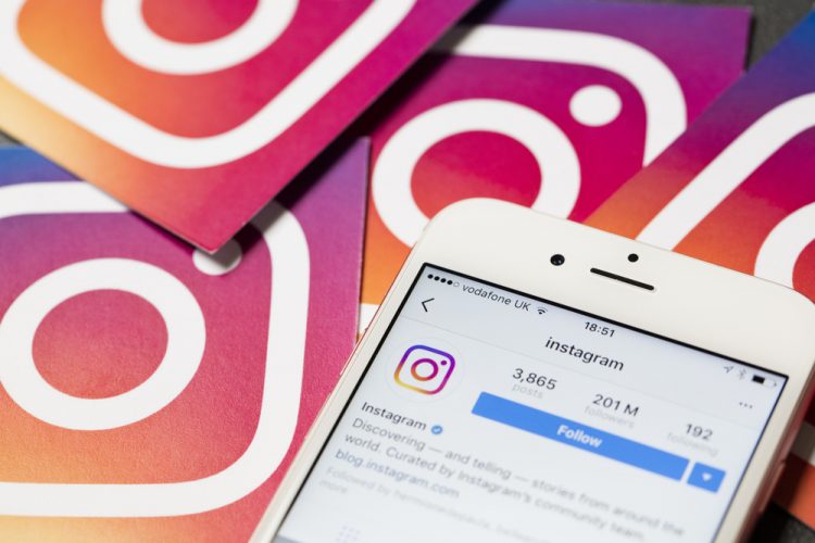 Instagram Gets Video Chat, Custom Camera Effects and Updated Explore Feed