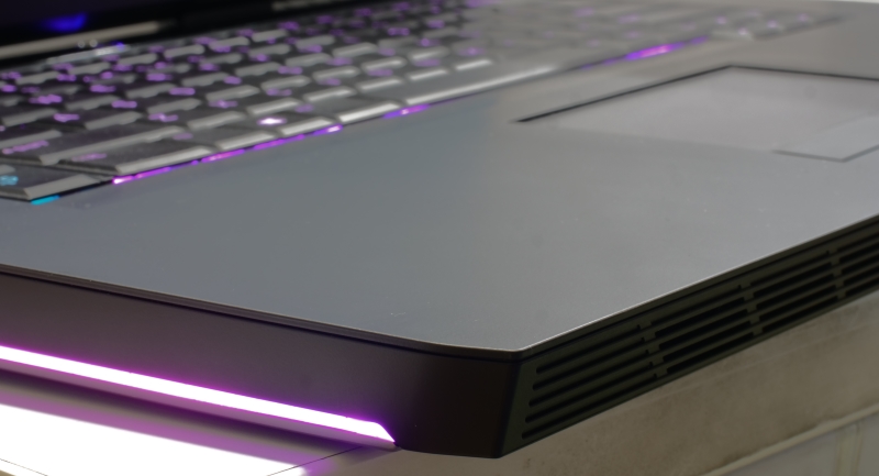 Alienware 15 R3 (2017) Review: Hits the G-Spot for Gaming