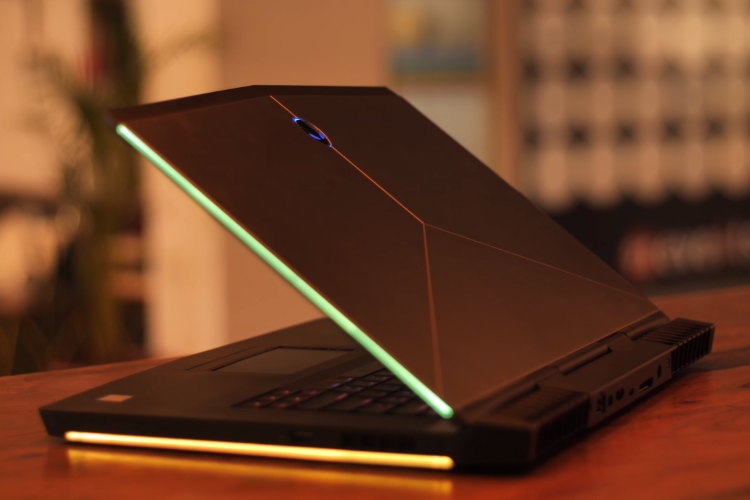 Alienware 15 R3 (2017) Review: Hits the G-Spot for Gaming