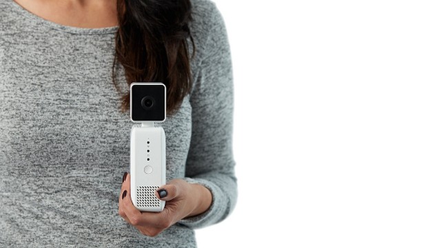 Amazon's Deep Learning-Enabled 'DeepLens' Camera Goes on Sale Tomorrow ...