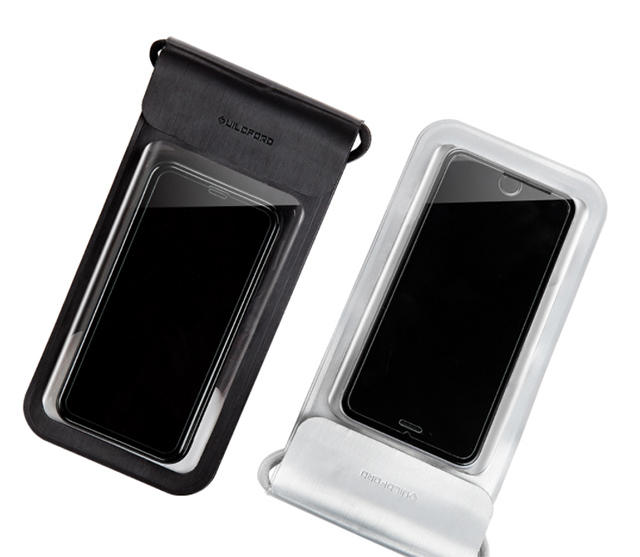 Xiaomi's Stylish TPU Pouch Protects Your Phone Underwater