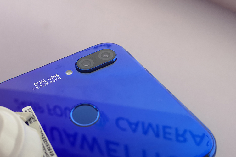 Huawei Nova 3i Hands On: Cool AI Features on a Budget | Beebom