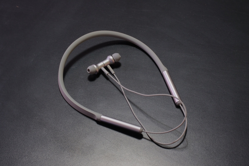 Mi Neckband Bluetooth Earphones Review: Superb Sound That Doesn't Last Long