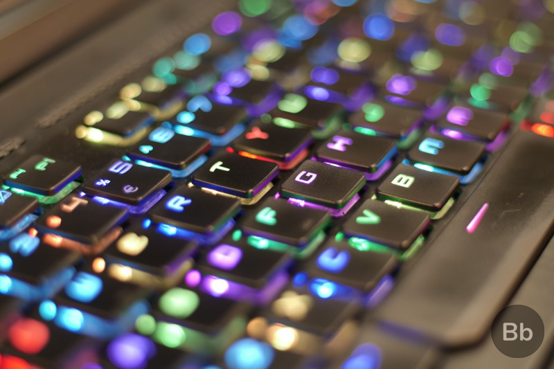 MSI GT75 Titan 8RG Review: Who Needs a Cooling Pad Anyway? | Beebom