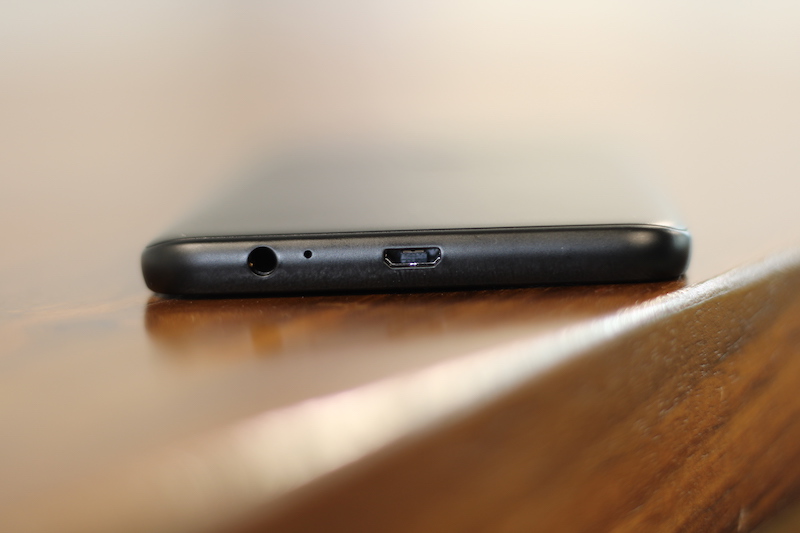 Samsung Galaxy On8 Review: Overpriced for What It Offers | Beebom