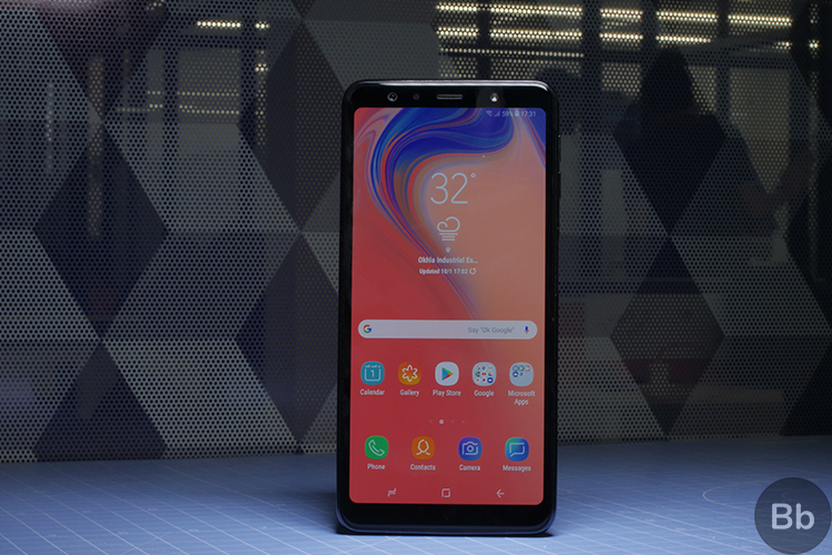 Samsung Galaxy A7 Review: Great Triple Cameras, Average Performance