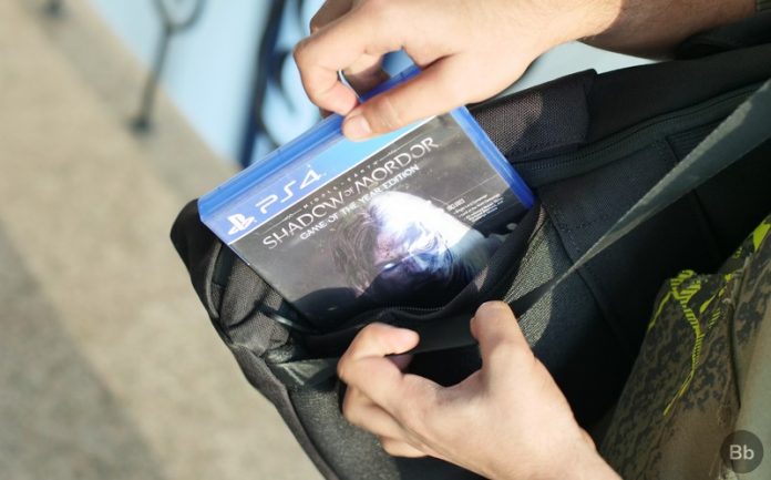 OnePlus Explorer Backpack Review: One for the Fanboys | Beebom