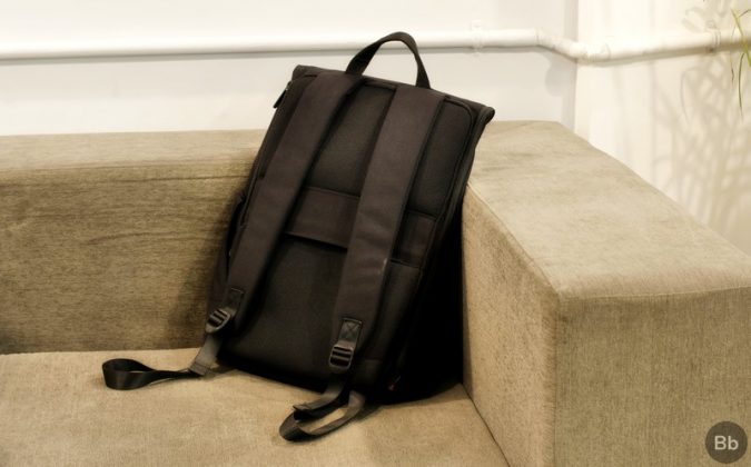 OnePlus Explorer Backpack Review: One for the Fanboys | Beebom