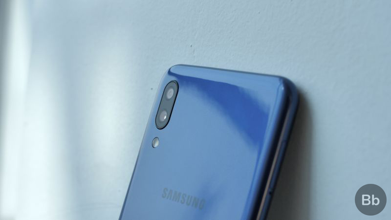 Samsung Galaxy M10 First Impressions: Old Wine in New Bottle | Beebom