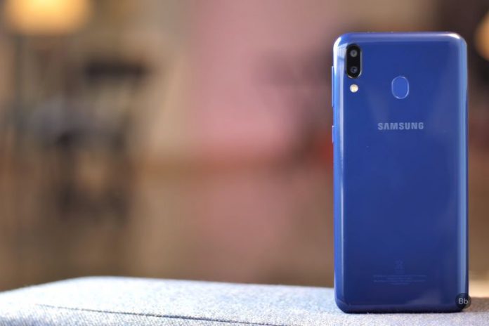 Samsung Galaxy M20 First Impressions: Dawn of New Era? | Beebom
