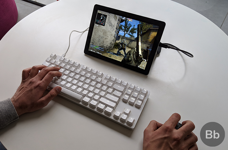 Microsoft Surface Go Review: Productivity On the Move