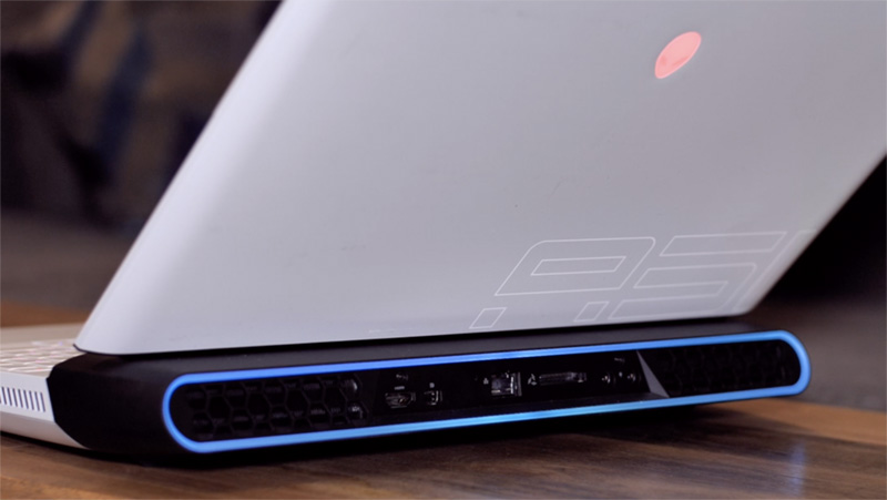 Alienware Area 51m Review: Modularity Never Looked this Good | Beebom