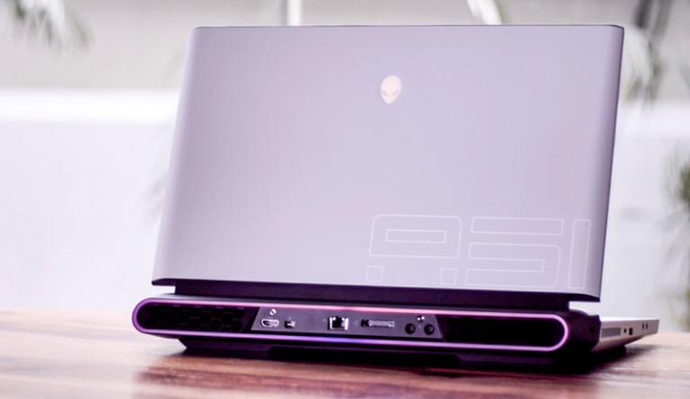 Alienware Area 51m Review: Modularity Never Looked this Good | Beebom