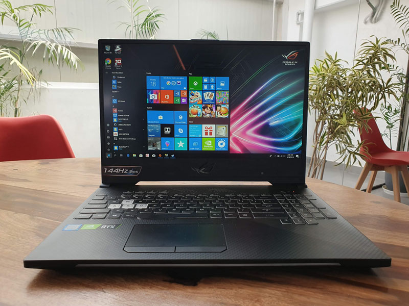 Asus ROG Strix SCAR II GL504GV Review | Beebom