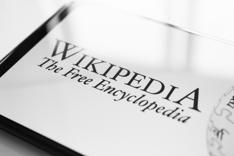 The Wikipedia Editors Who Save the Web from Misinformation | Beebom