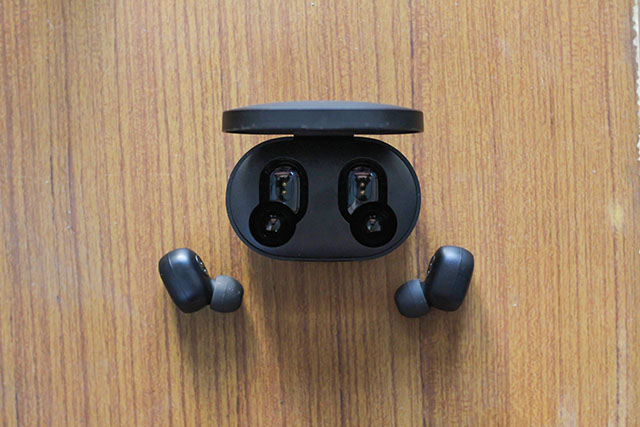 Redmi Earbuds S Review: Truly Wireless Freedom Under ₹2,000 | Beebom
