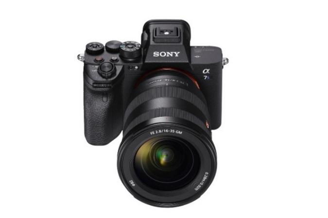 Sony Alpha 7S III Full-Frame Mirrorless Camera Launched in India for Rs 3.35 Lakh | Beebom