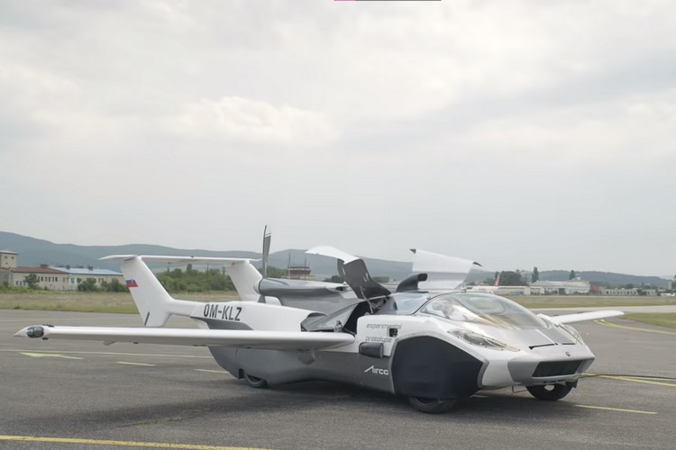 Check Out Klein Vision’s Convertible “AirCar” Take Its First Flight ...