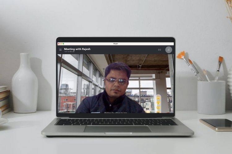 How to Set a Custom Background on Skype Video Calls | Beebom