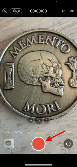 How to Take Macro Photos and Videos on iPhone 13 Pro | Beebom