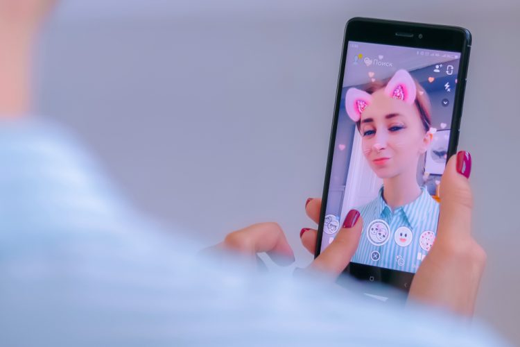 How to Make a Snapchat Filter in 2022 (Easy Guide) | Beebom