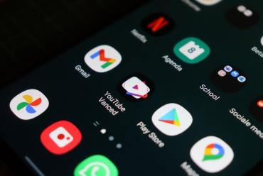 8 Best YouTube Vanced Alternatives to Watch YouTube Videos | Beebom