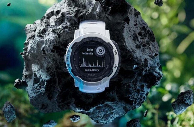 Garmin Instinct 2 Smartwatch Series Launched in India; Price Starts at ...