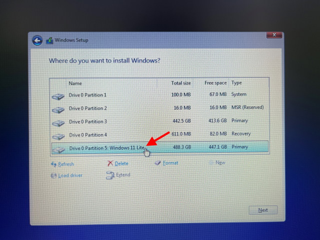How to Install Windows 11 Lite on Your PC (2024 Guide) | Beebom