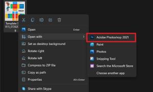 Roblox Pants Template: How to Make Custom Roblox Pants | Beebom