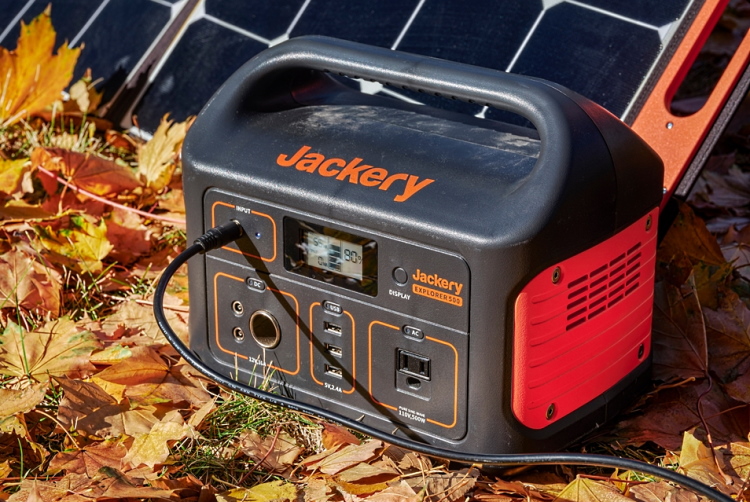 10 Best Portable Power Stations With Solar Panels (2023) | Beebom