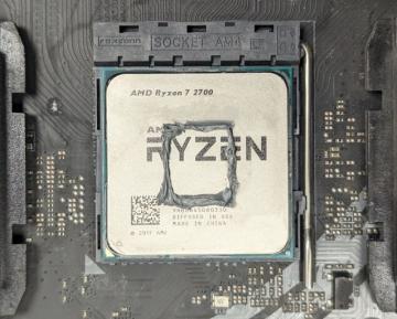 How to Apply Thermal Paste on CPU (Easy Guide) | Beebom