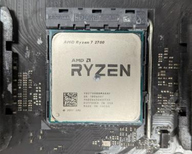 How to Apply Thermal Paste on CPU (Easy Guide) | Beebom