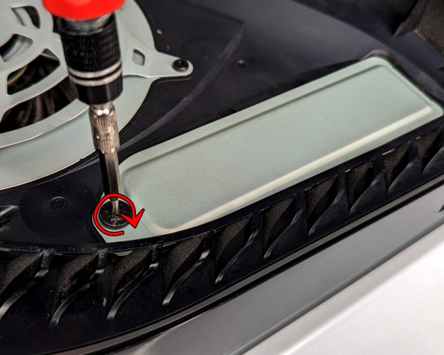 How to Install an SSD In Your PS5 Console (2024) | Beebom