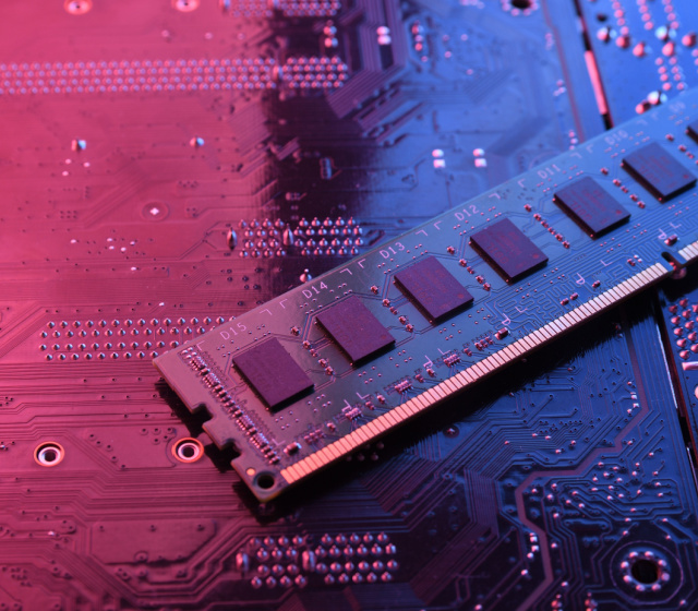 OnePlus' Next Flagship Could Bring More RAM than Your PC! | Beebom