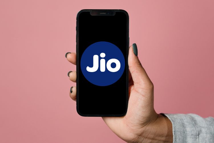 Jio Célèbre Son 7e Anniversaire Avec De Nouvelles Offres Sur Ces ...