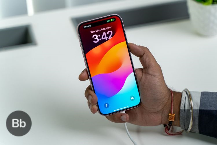 iPhone 15 Review: Meaningful 'Pro' Upgrades, Almost! | Beebom