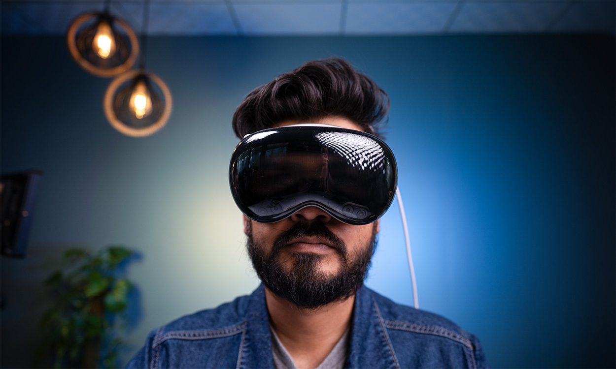 Apple Vision Pro Is Causing Vision Woes for Some Users | Beebom