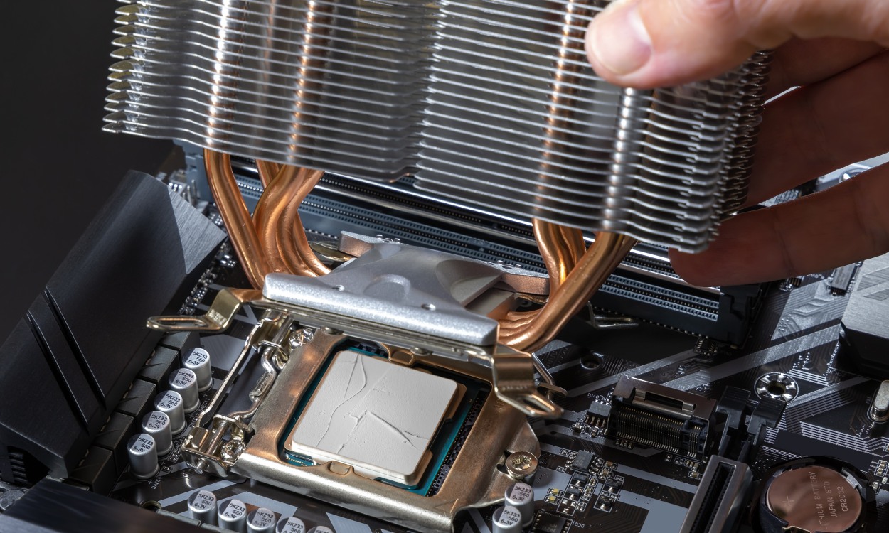 Liquid Cooling vs Air Cooling: Which CPU Cooler Should You Pick? | Beebom